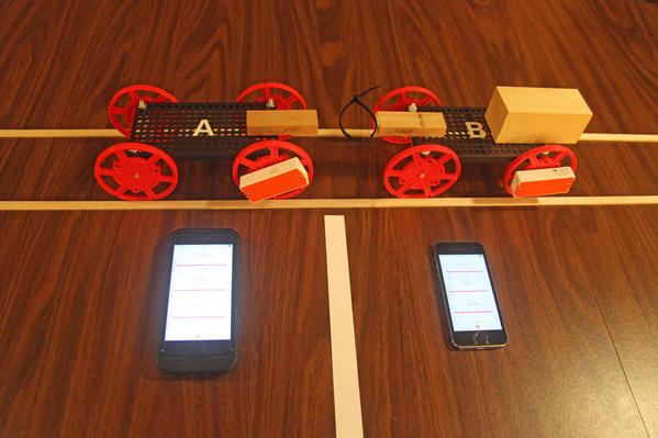 Conservation of Momentum When Two Carts "Explode" | PocketLab